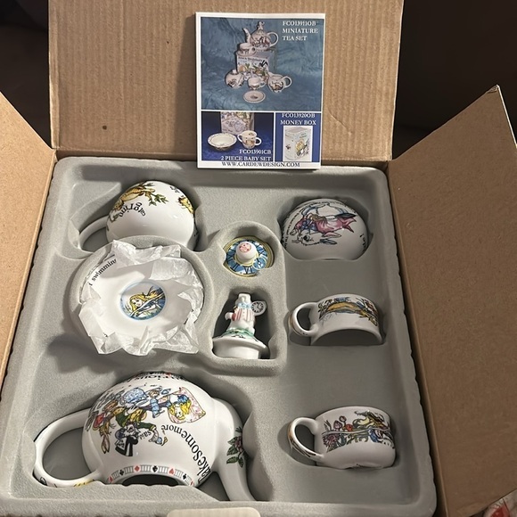 Paul Cardew | Kitchen | Alice In Wonderland Miniature 4oz Collectors ...